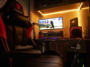 How to Monetize a Gaming YouTube Channel in 2025 - Free Builders