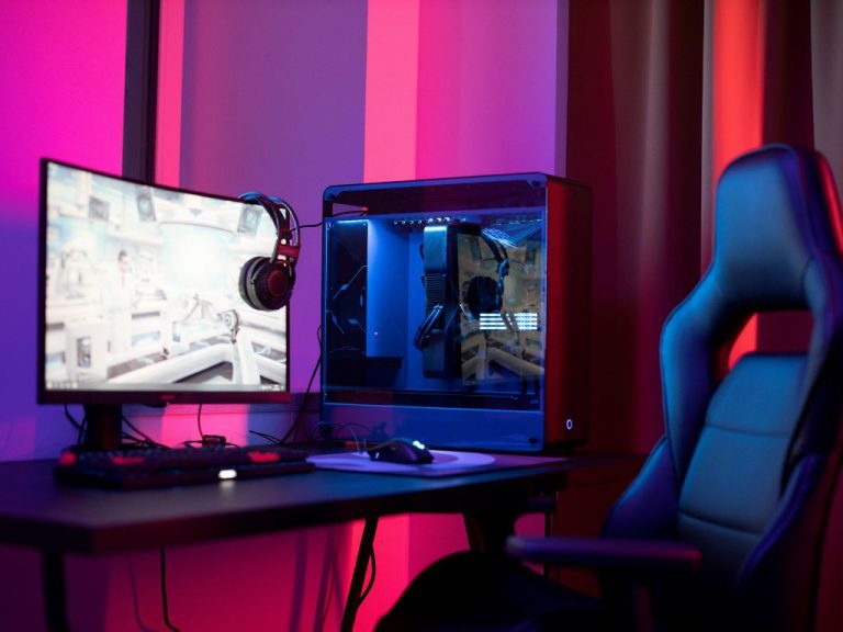 Make Money Playing Video Games: 10 Proven Ways to Earn in 2025 - Free ...